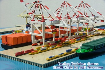 Crane-Crane display (4).jpg (43961 bytes)